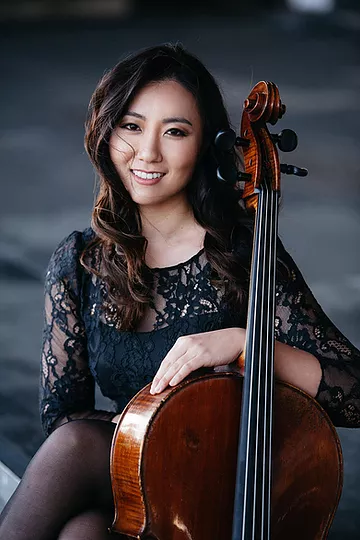 Jiwon Suh | Classically Connected